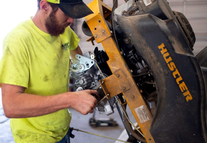 Small Engine Repair - Lincoln Lawn & Garden